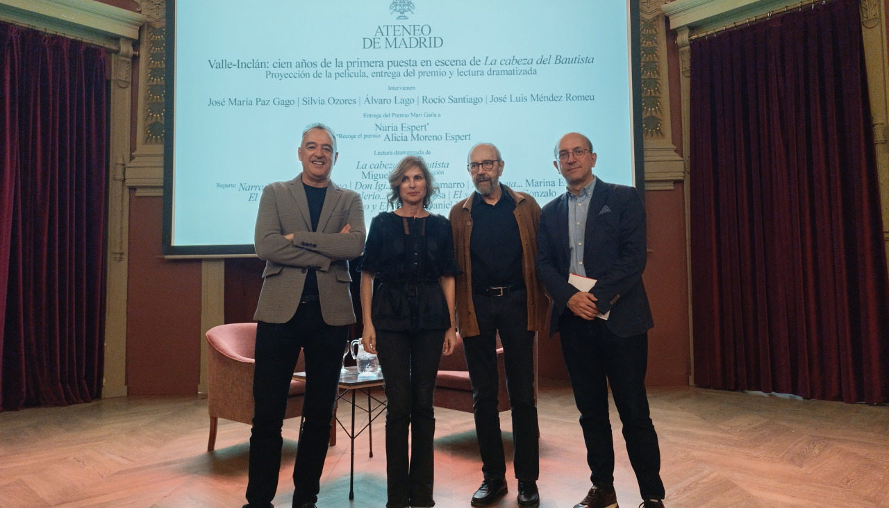Nuria Espert y Manuel Revuelta, premiados en los actos de Amigos de ...