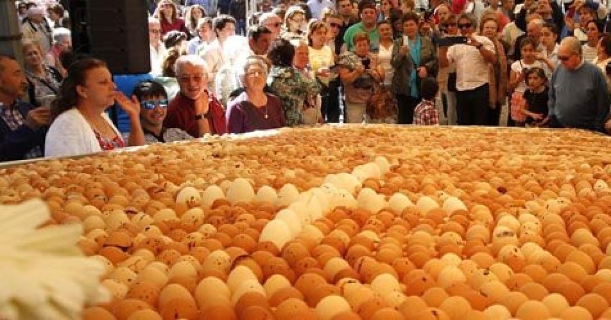 El bollo más grande del mundo para San Gregorio
