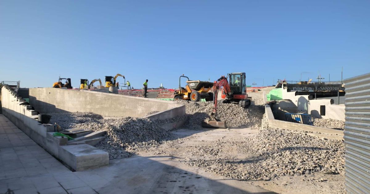 El talud ajardinado de la primera fase del proyecto “Batea en Tierra ...