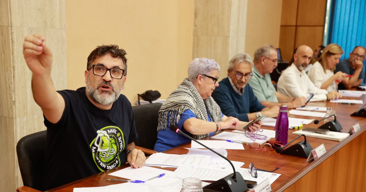 Fajardo sobre el racimo de globos de la Toma das Uvas: "Rectificar ...