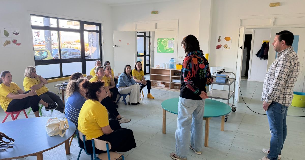 La comunidad educativa de Ribeira aprende cómo actuar en situaciones de ...